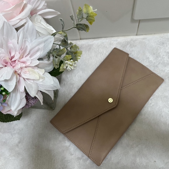 DV by Dolce Vita | Bags | Envelope Clutch Purse | Poshmark